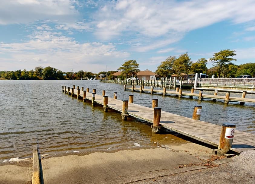 SANDY POINT STATE PARK Marina and Boat Ramp Maryland Facilities and ...
